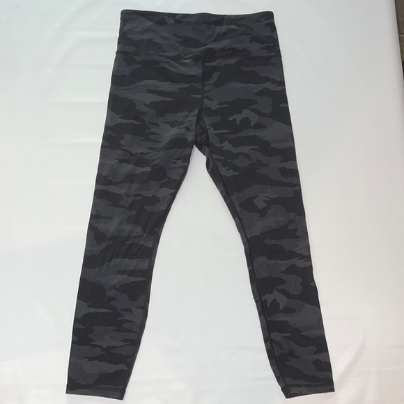 Athleta | Pants & Jumpsuits | Athleta Elation Camp 78 Tight | Poshmark